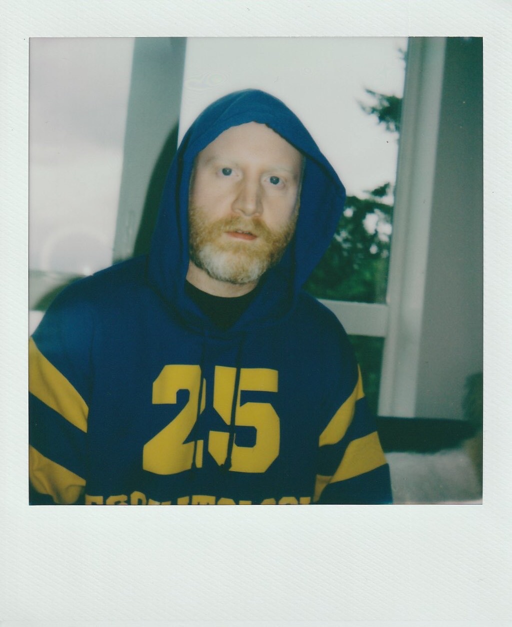 ABOUT LOGAN LYNN | LOGAN LYNN // OFFICIAL WEBSITE